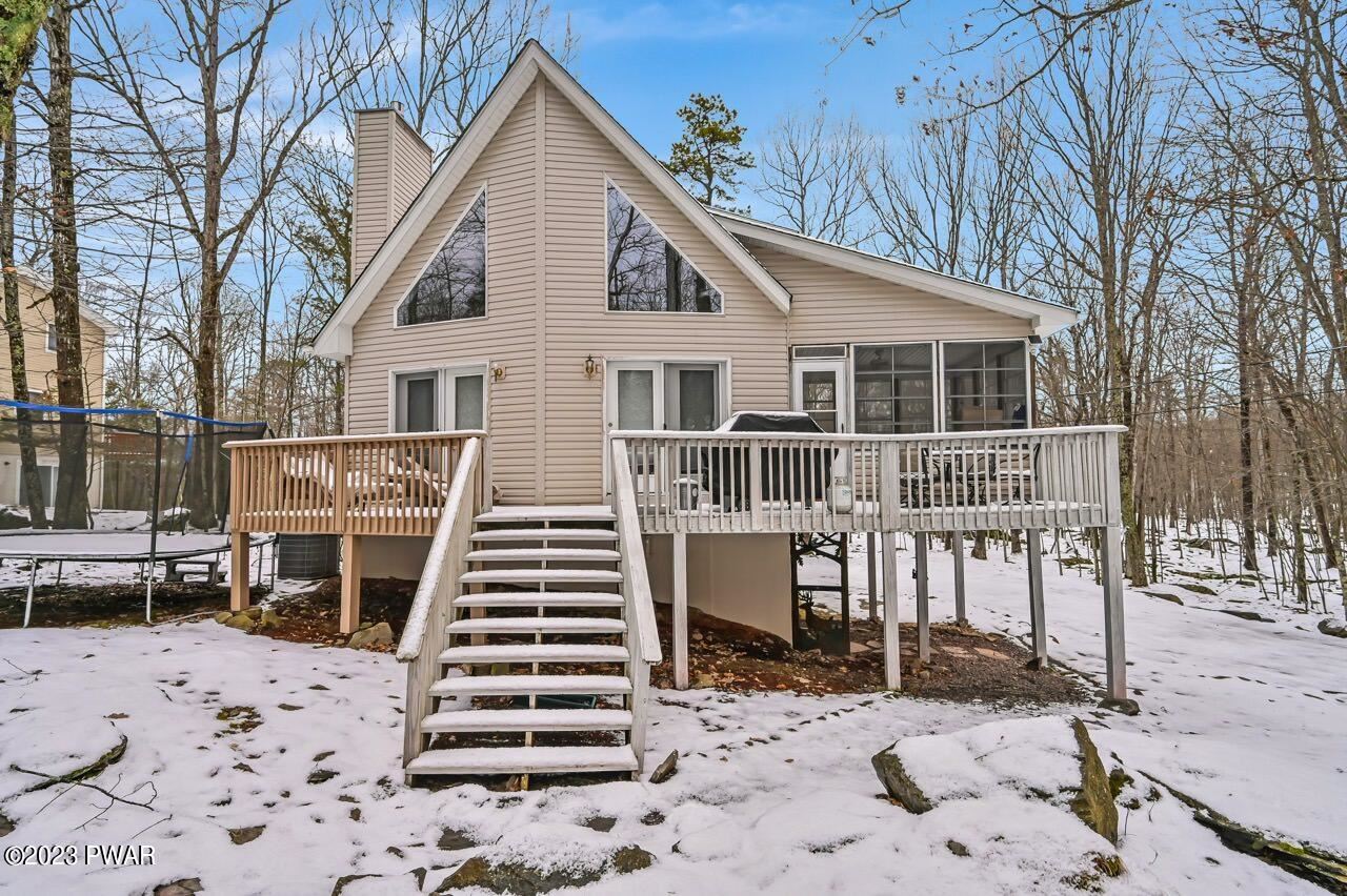 Masthope Mountain Chalet - 198 Tanager Rd - Real Estate Masthope