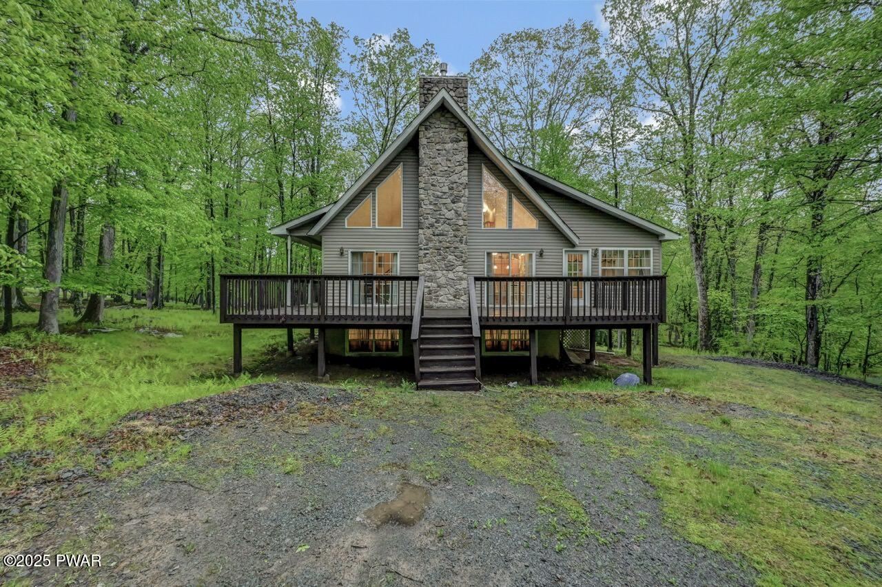 Charming Masthope Chalet Home for Sale - 107 Musket Drive - Real Estate ...