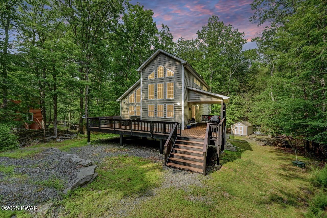 Contemporary Masthope Home For Sale - 176 Candlewick Way - Real Estate ...